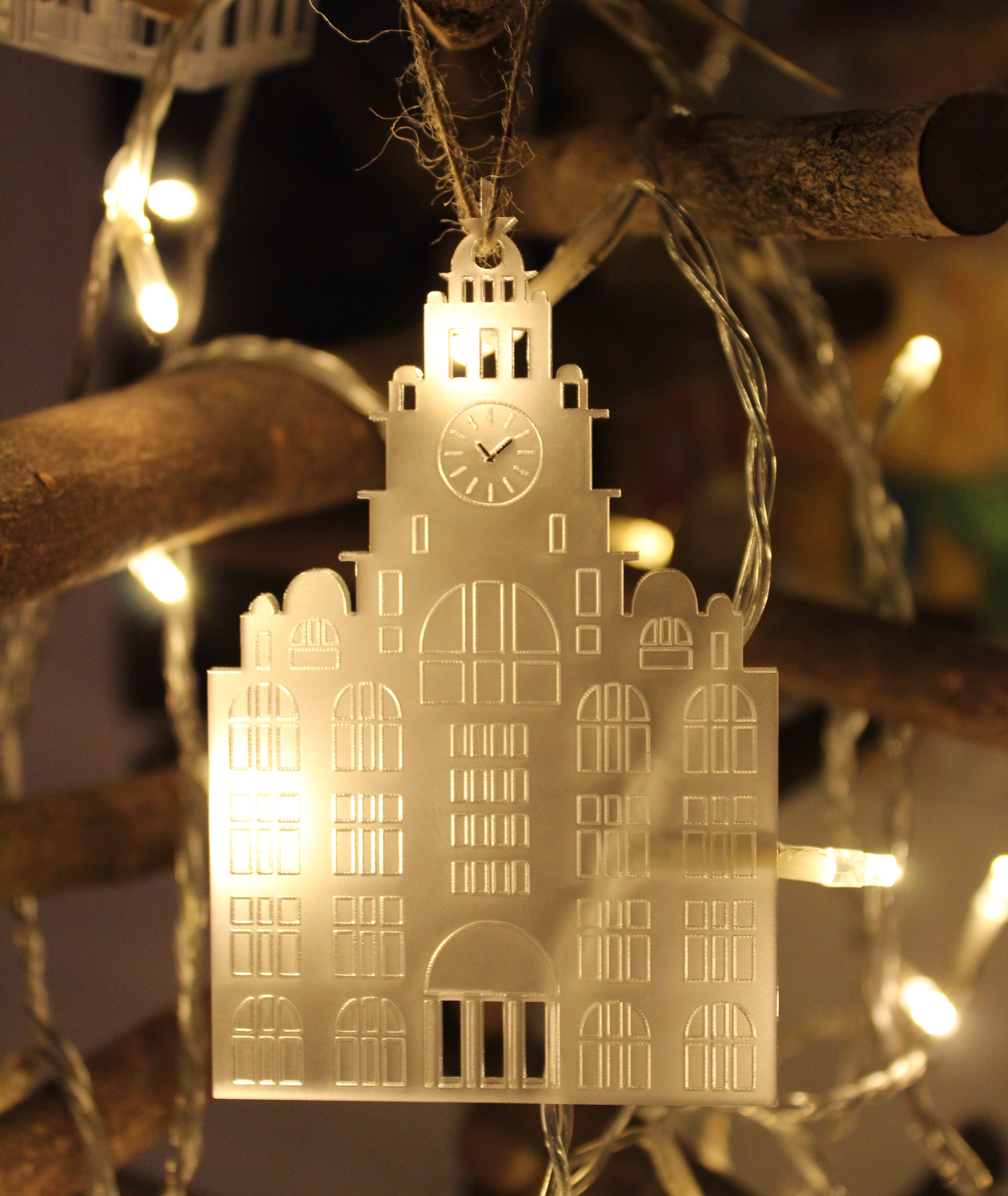 Royal Liver Building Bauble – dot-art